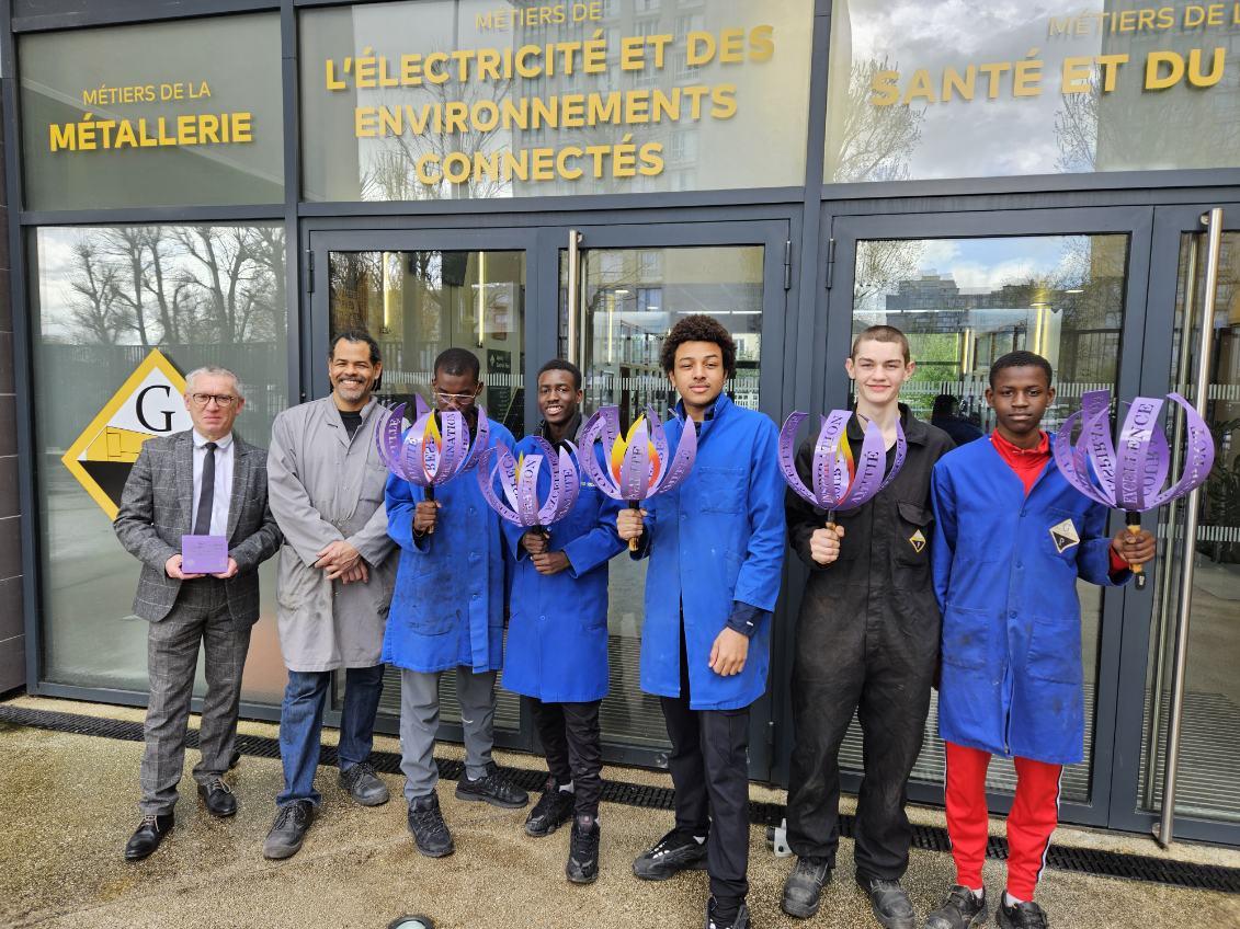 Le lycée Gabriel Péri prépare le passage de la flamme olympique - Lycée ...